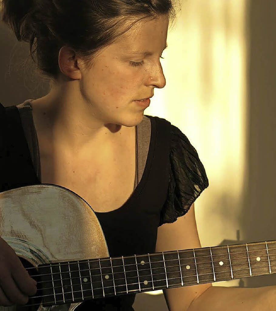 Konzert: Liedermacherin Maria Jacobi in Hannas Kulturcafé in Schopfheim ...